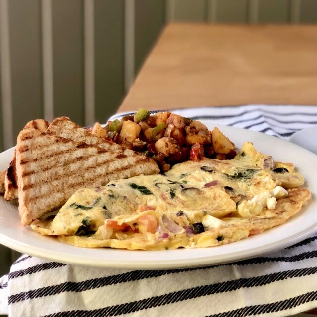 Mediterranean Omelette Platter – Hilltop Perk Deli